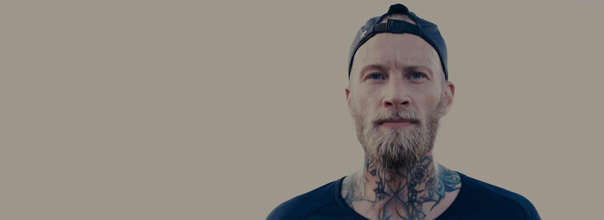 Kampagnefilm for SAYSKY | Character First af Allan Dario